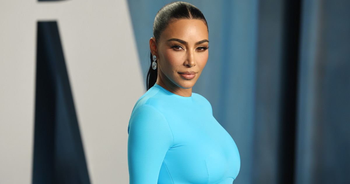 Kim Kardashiannel megtörtént minden ember divatrémálma - Glamour