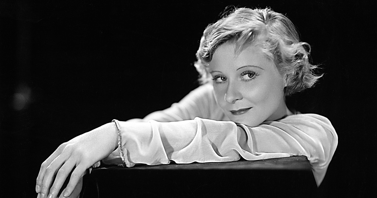 Peg Entwistle tragikus története, aki a Hollywood feliratról ugrott a ...