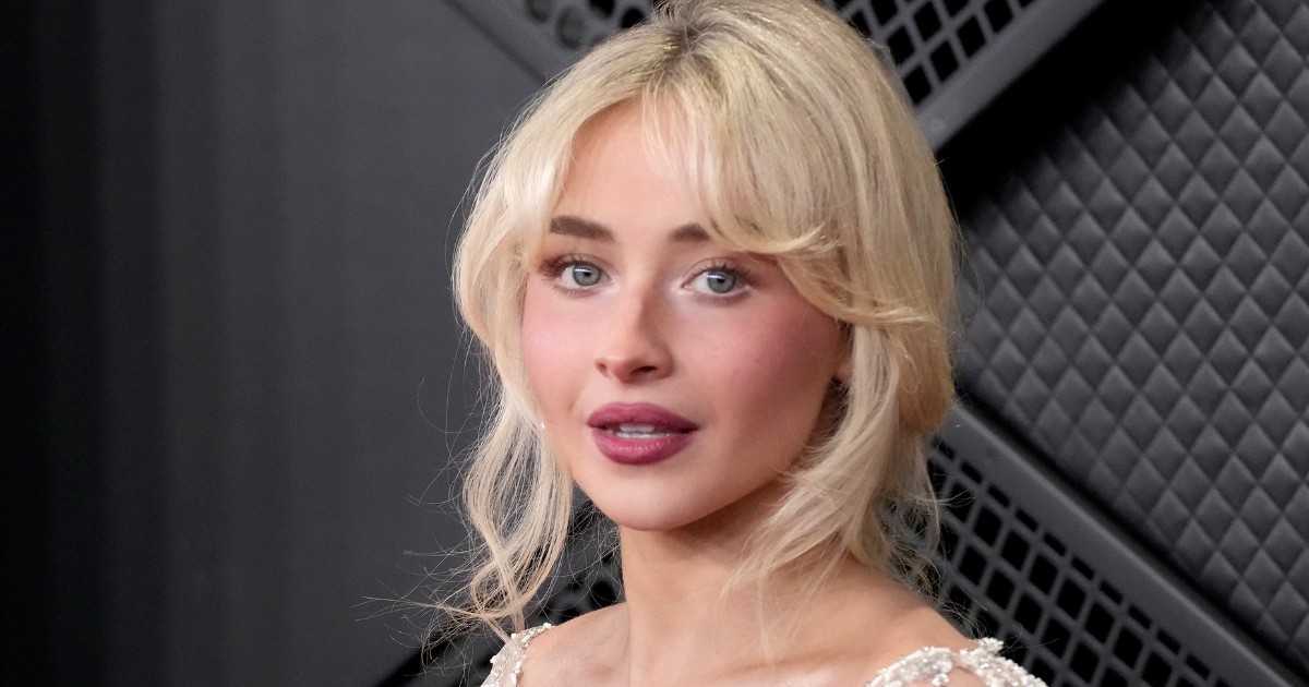 Sabrina Carpenterre rá sem ismertünk új külsejével - Glamour