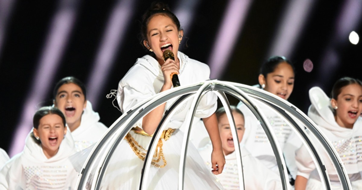 Jennifer Lopez 11 éves kislánya volt a Super Bowl félidei show-jának a ...