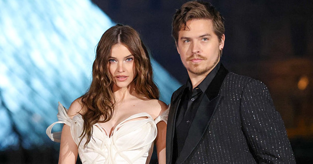 Betörtek Palvin Barbara és Dylan Sprouse otthonába, megrázó, mit ...